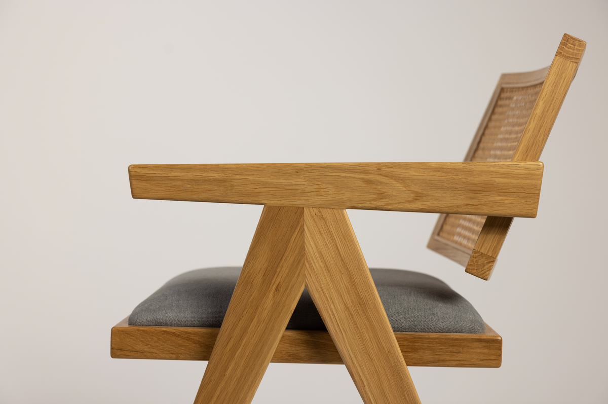 STOLICA HRAST TRSKA – WOODNSTEEL NAMESTAJ NOVI SAD